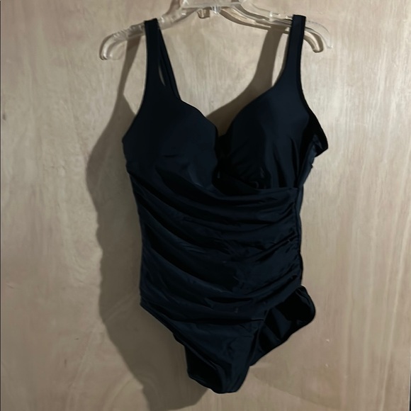 Miraclesuit | Swim | Miraclesuit Black Swimsuit | Poshmark